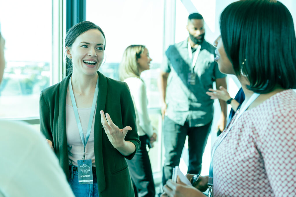 Bridging Communication Gaps - Leading the Modern Workplace with Clarity ...